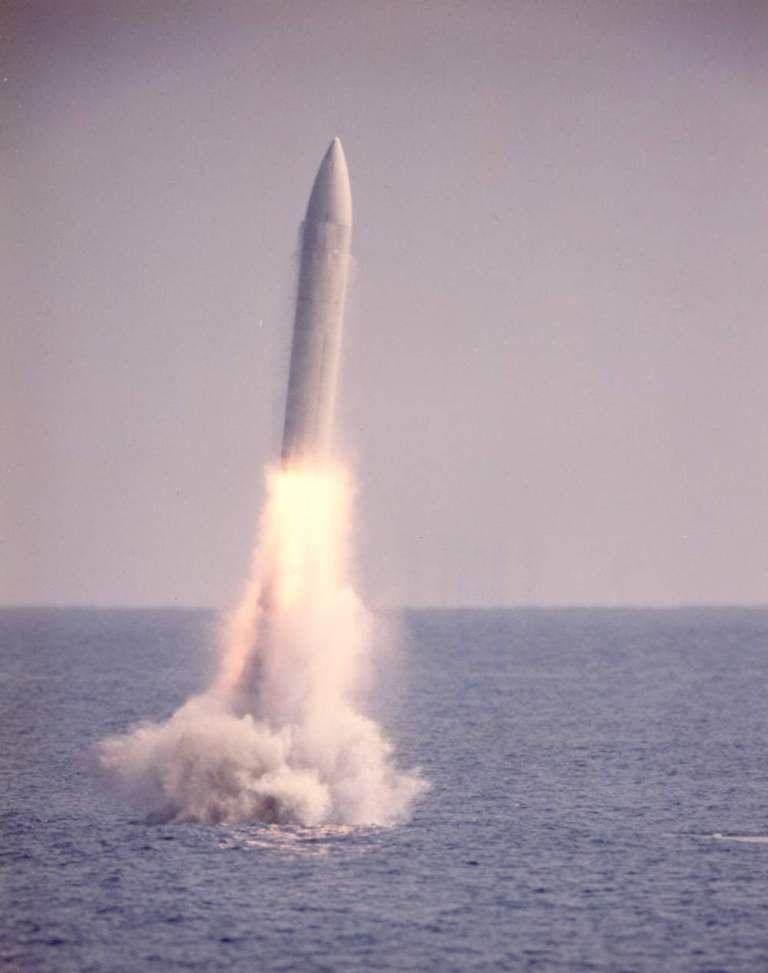 USS Sam Houston SSBN 609 – The Runaway Raven – theleansubmariner